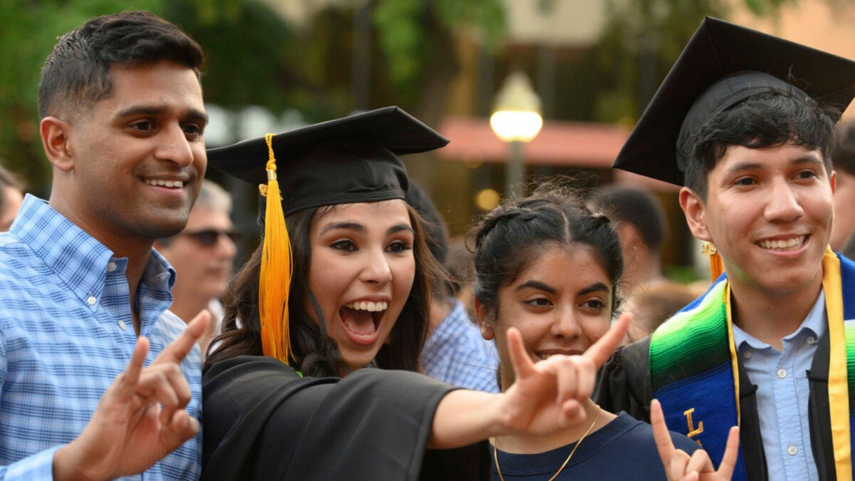 Commencement 2019 (In Photos) - UT Austin News - The University of ...