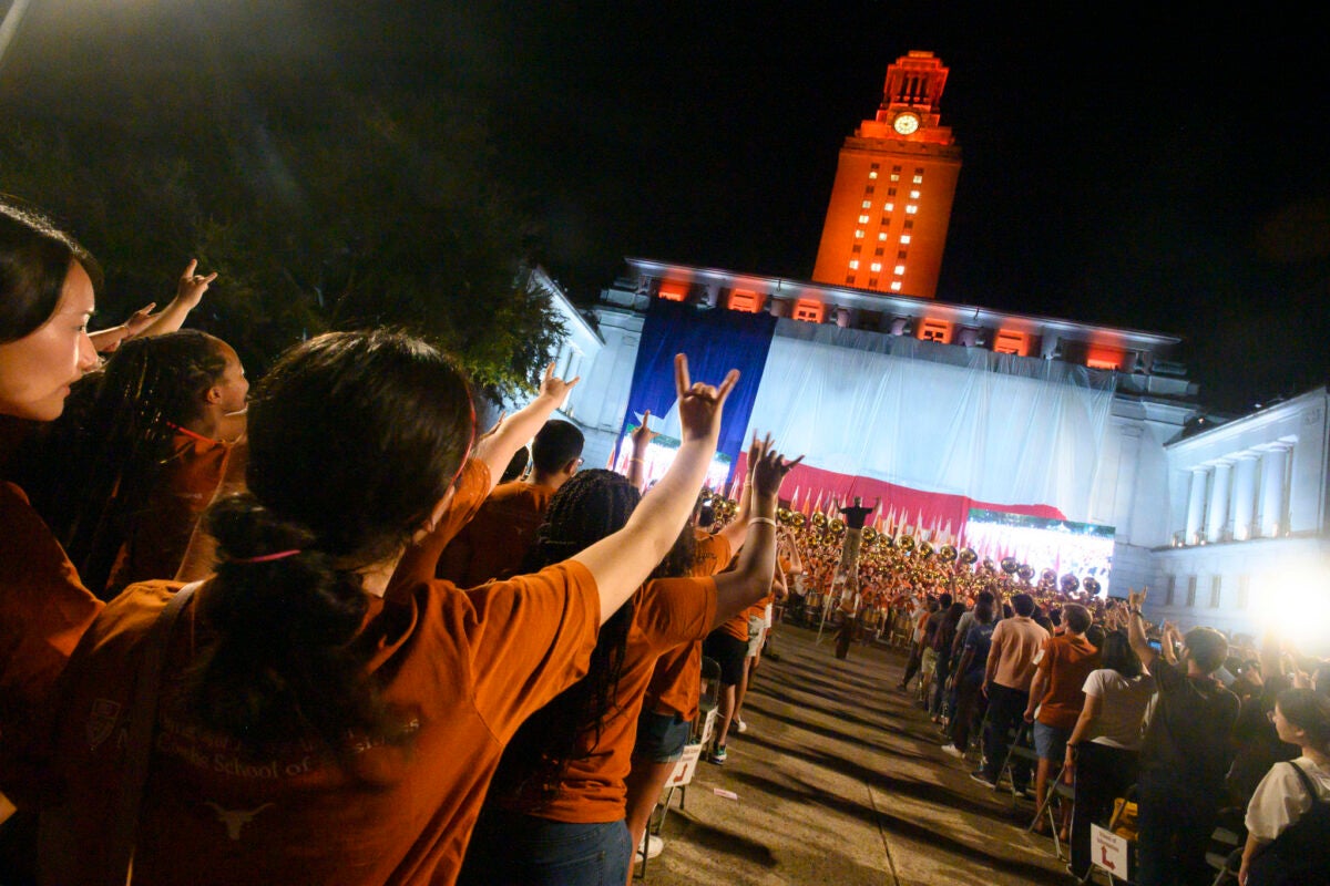 UT Austin Rises in U.S. News & World Report Rankings, Ranks Highly for ...