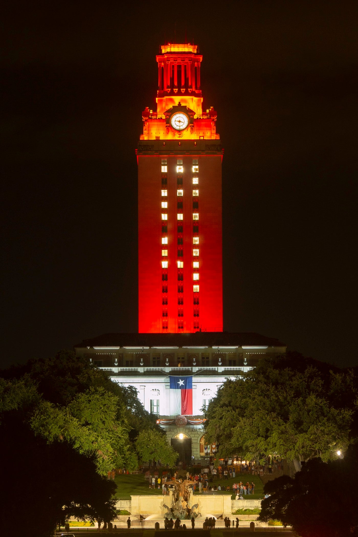 PHOTOS: Longhorns Begin the New School Year - UT Austin News - The ...