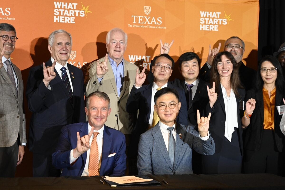 UT and Samsung Partner to Develop Talent Pipeline for Texas ...