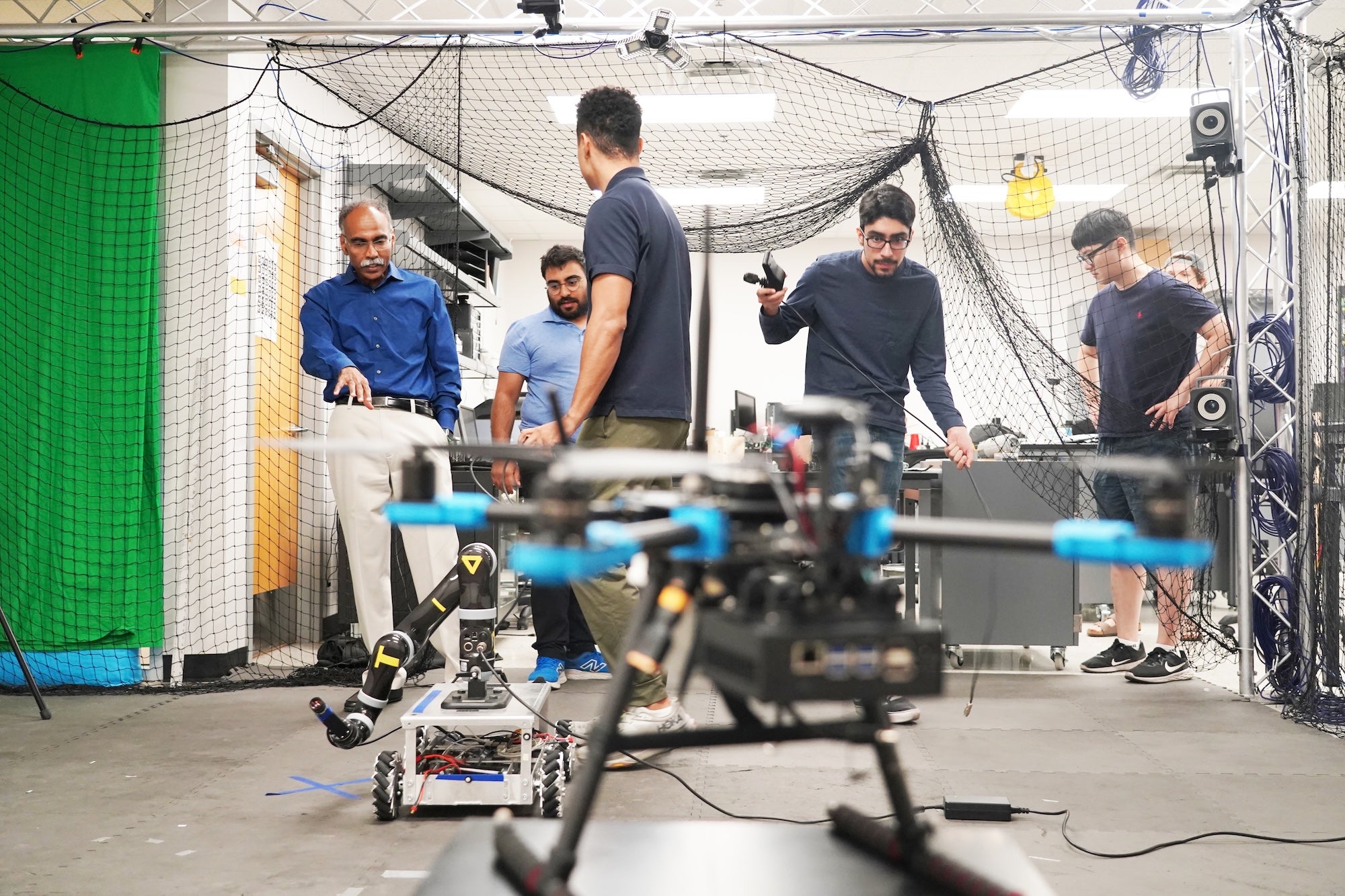 UT Leads Defense Research in Robotics - UT Austin News - The University ...