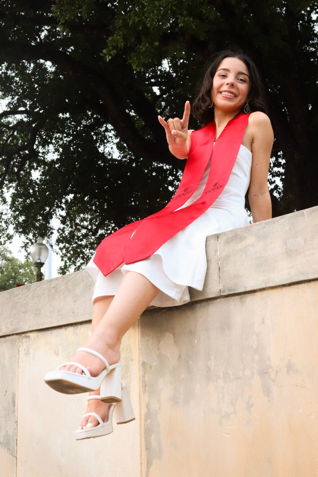 Finding Your Perfect Photo Backdrop on the Forty Acres - UT Austin News ...